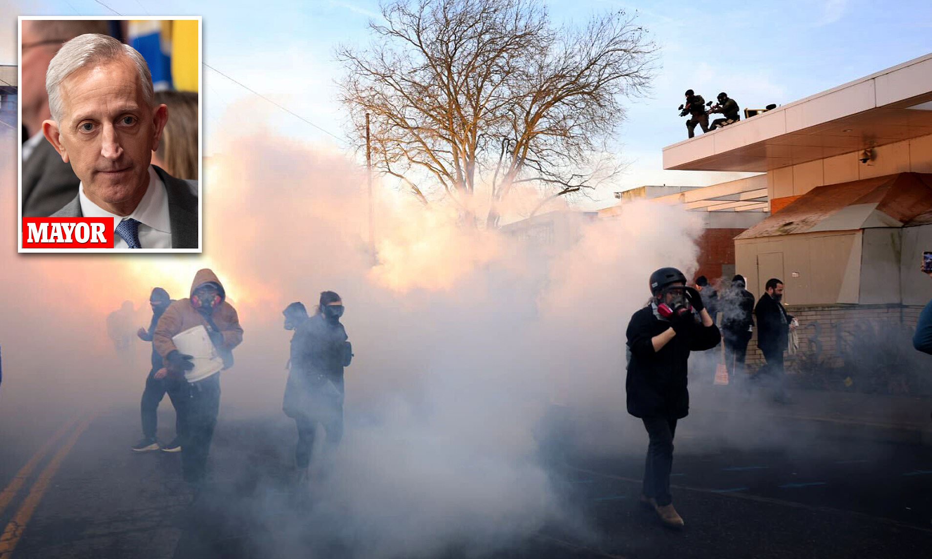 Portland mayor tells all ICE agents to resign after girl among ...