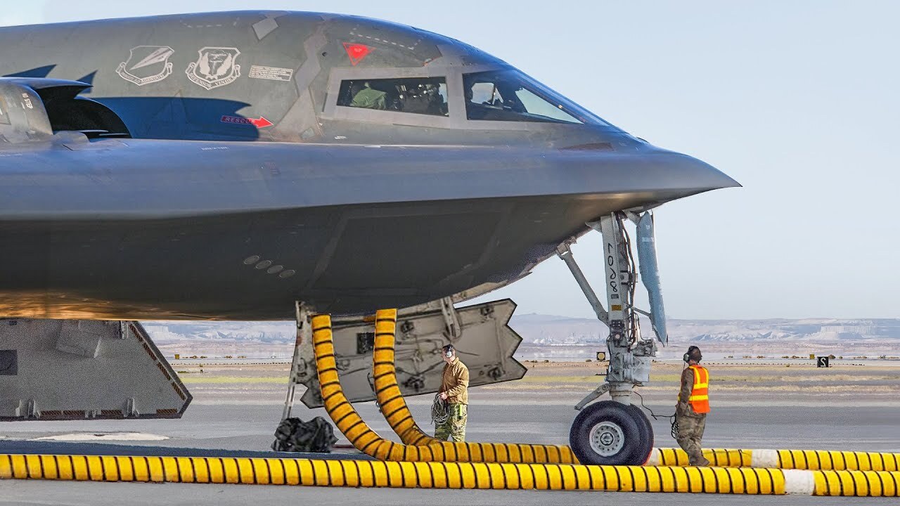 The insane startup operations of the most advanced US stealth plane ...