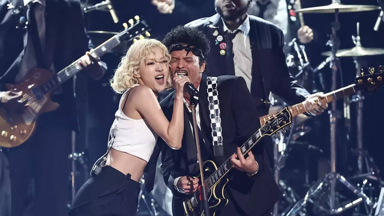 Rosé creates history at Grammys 2026: First K-pop soloist to open the ...