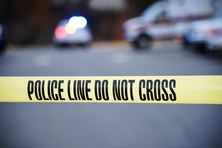Man killed, woman injured in Bridgeport shooting outside bar