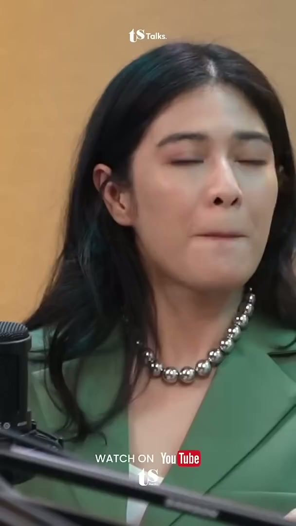 Dian Sastro pegel jadi "Jeng Yah" si gadis kretek⁉️ #diansastrowardoyo ...