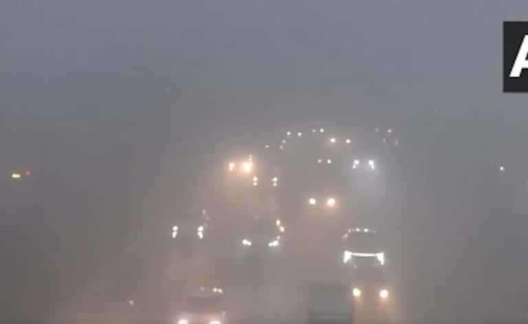 Delhi-NCR wakes up to thick blanket of fog, air quality remains poor