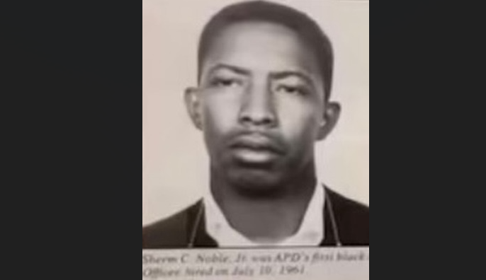 Museum honors Albuquerque police's first Black officers