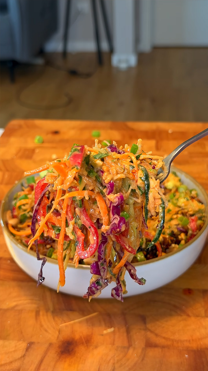 How to make simple crispy rice noodle salad