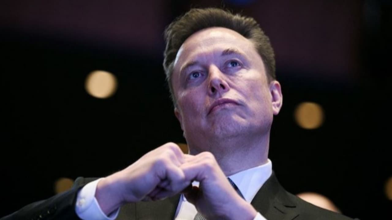 Elon Musk says "I have little cash" amid trillionaire predictions