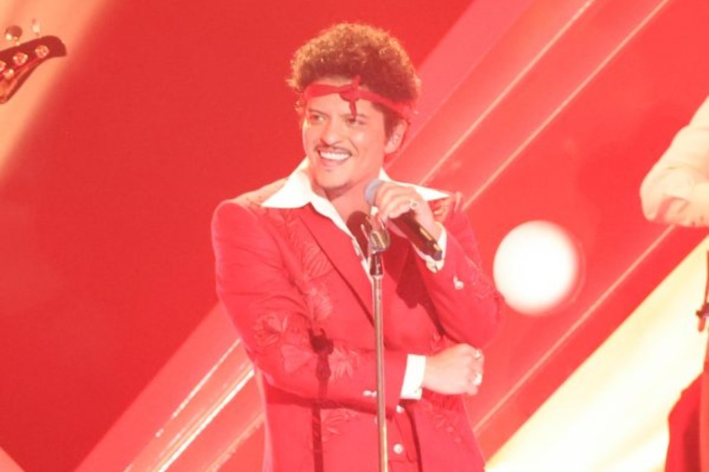 Bruno Mars returns to Grammys stage to perform reigning No. 1 hit 'I ...