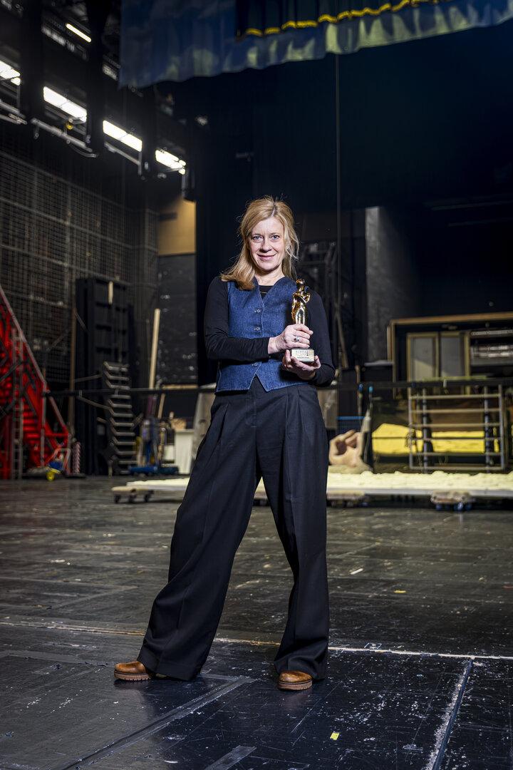 KURIER ROMY an Caroline Peters überreicht: Ein Mal Kitzbühel – und zurück