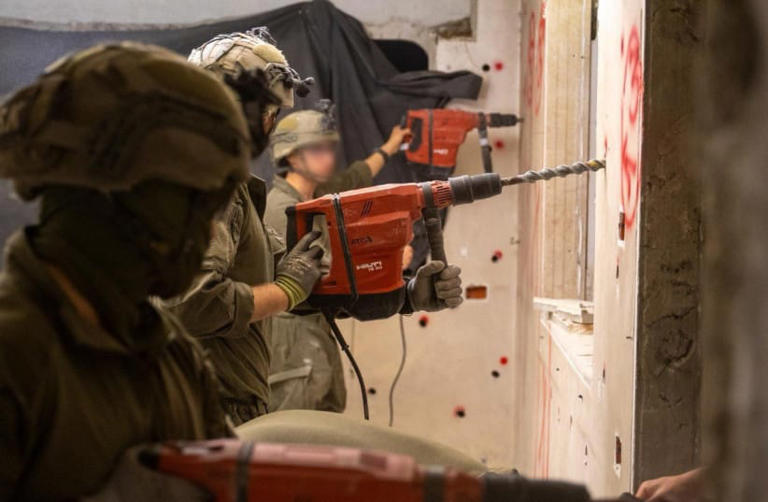 IDF demolishes West Bank home of terrorist who killed Israeli in Gush ...
