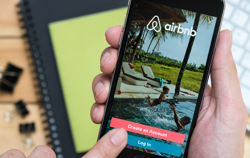 Airbnb : sa location a tourné au cauchemar et elle a réagi d’une façon ...