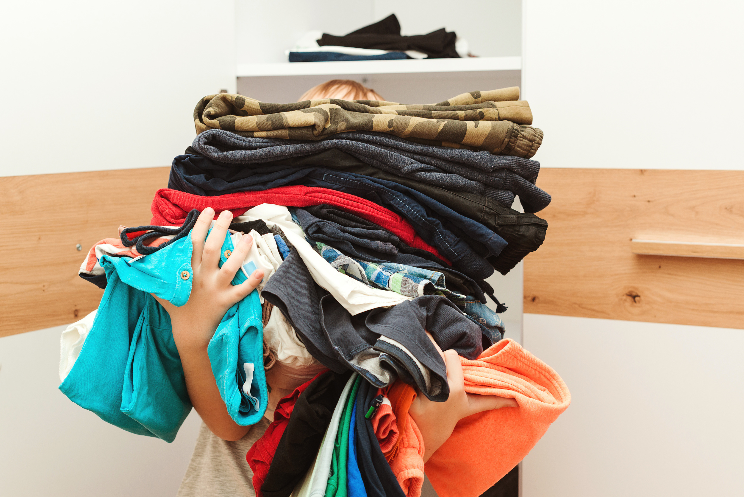20 essential organizing tips for living in small spaces
