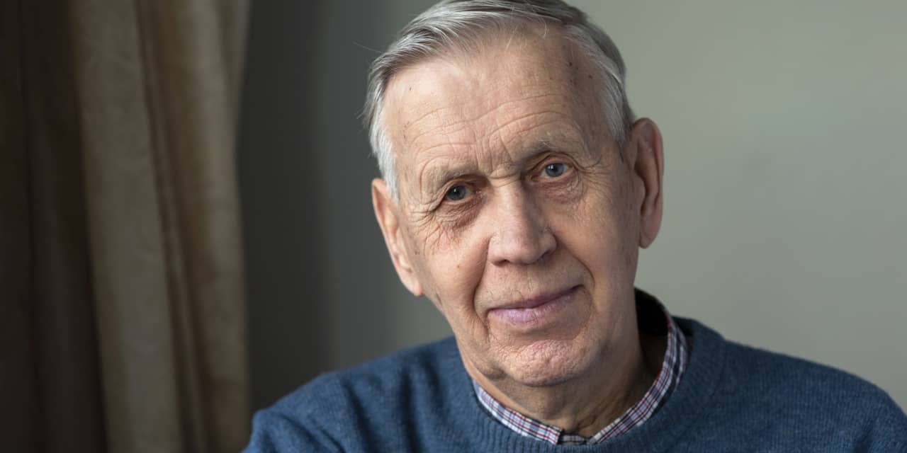 'Hell of a story, isn't it?': My brother stole $500K from my ailing ...