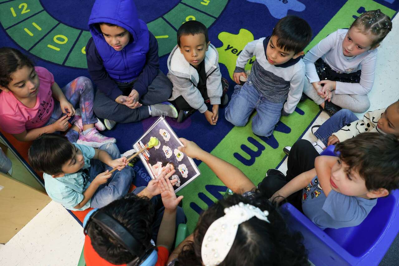 San Antonio families file 19,000 applications for new Texas school vouchers