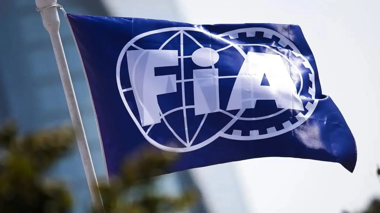 FIA, nuove linee guida sui sorpassi: come i commissari valuteranno i ...
