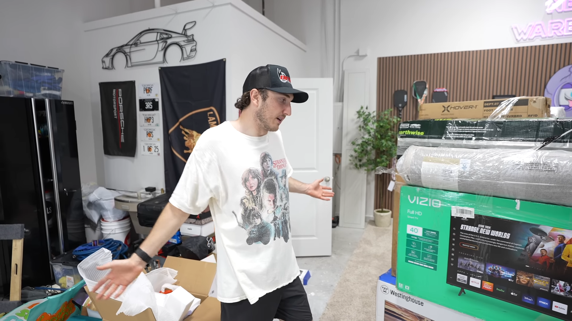 This is what a $14,925 Amazon return pallet really looks like