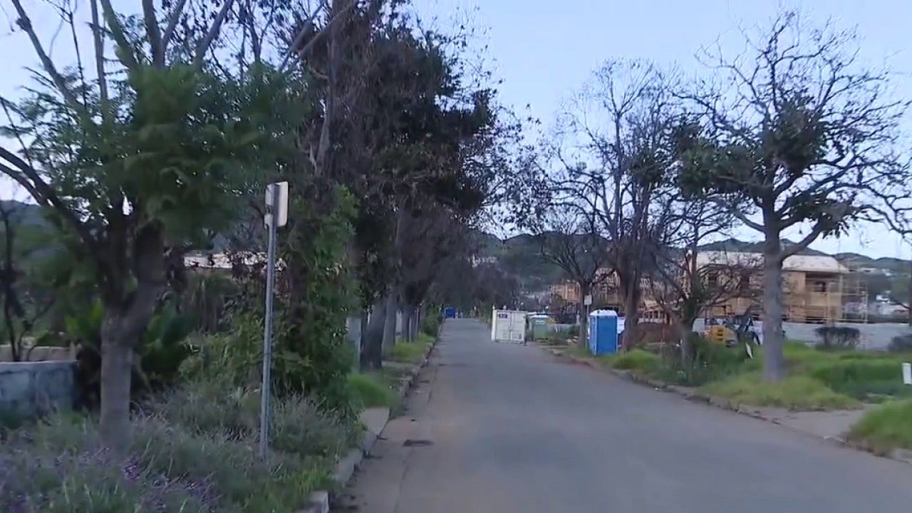 Pacific Palisades rebuilding project delayed for months; residents ...