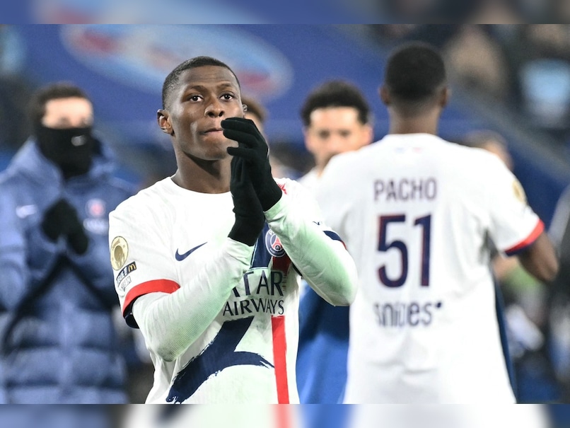 Nuno Mendes secures late winner as PSG reclaim Ligue 1 top spot despite ...