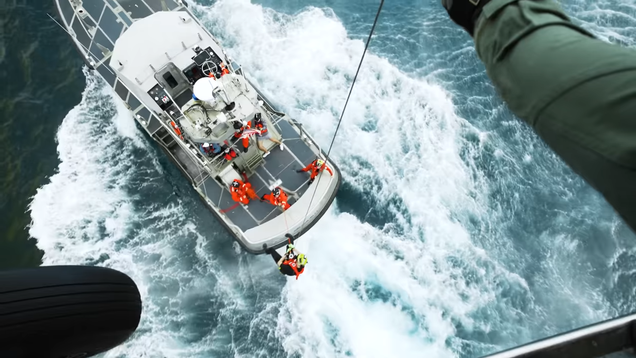 Watch a Coast Guard rescue happen up close like you’re there