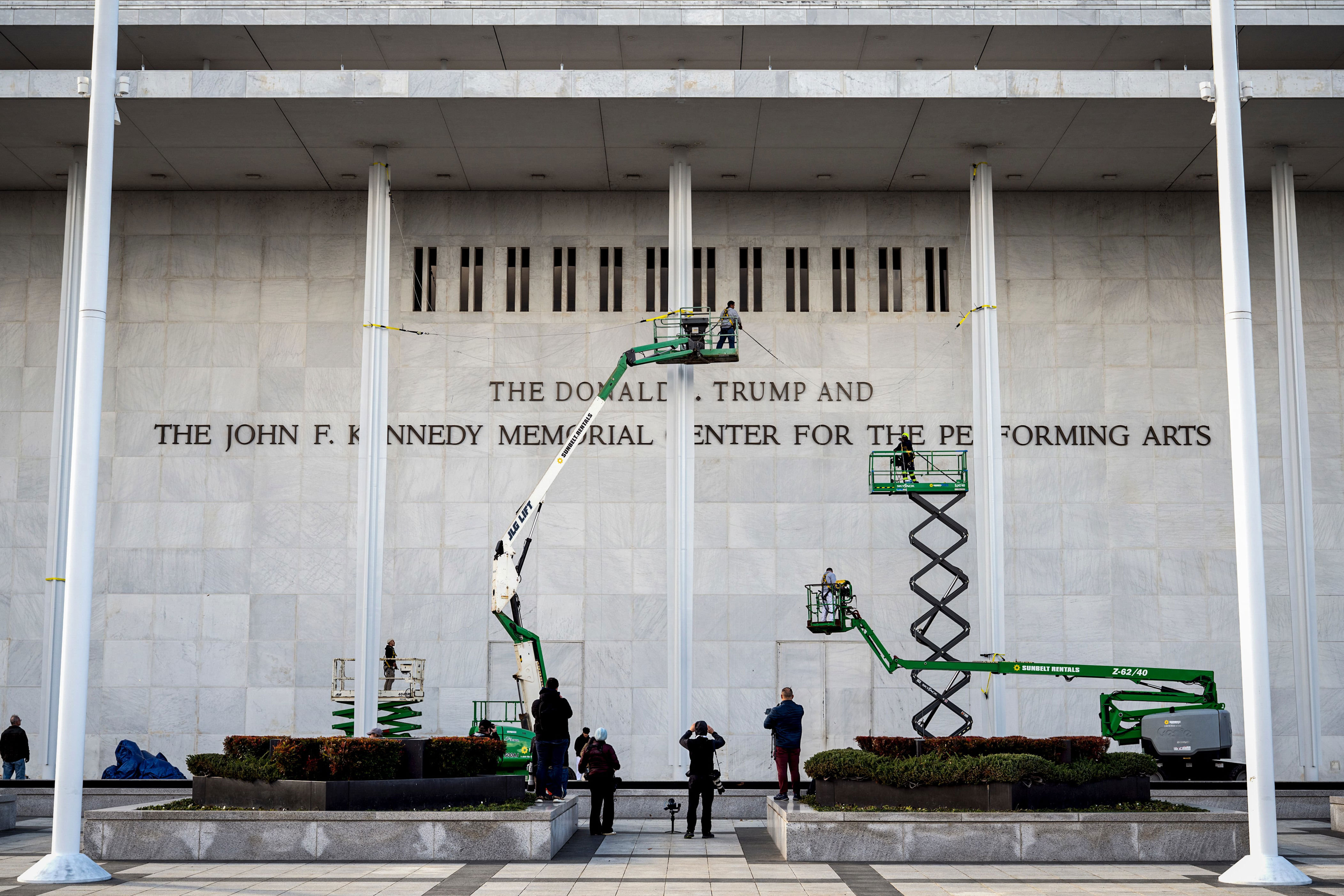 Trump announces Kennedy Center will close for two years for 'complete ...