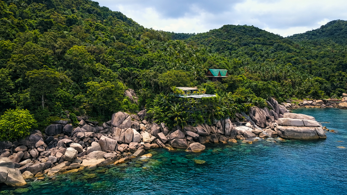 Casa tranquila junto al mar azul