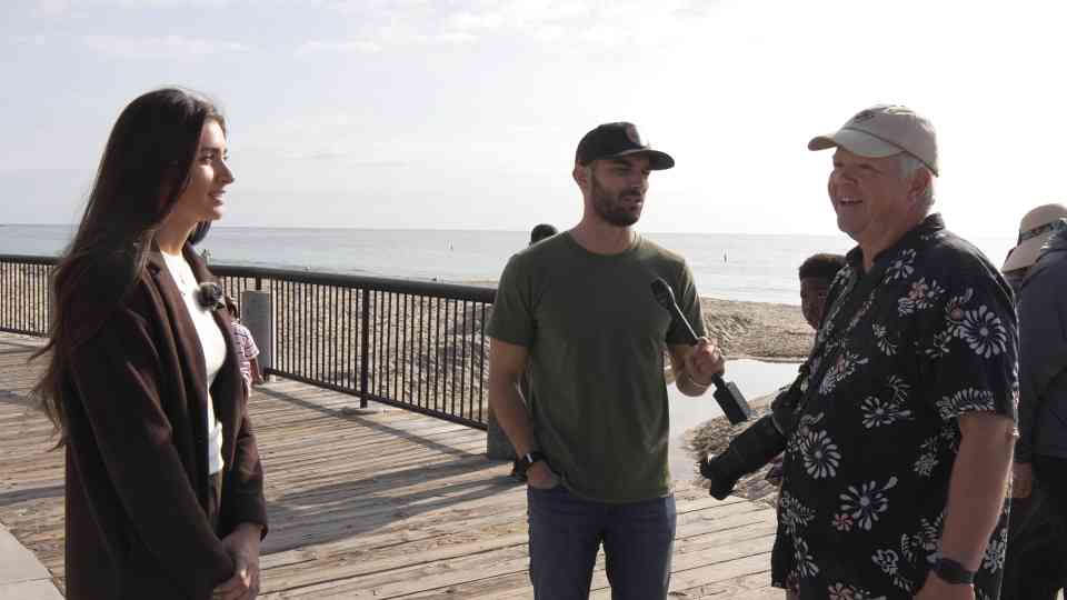 You're not welcome here! - Anti-ICE man snaps when I demand evidence