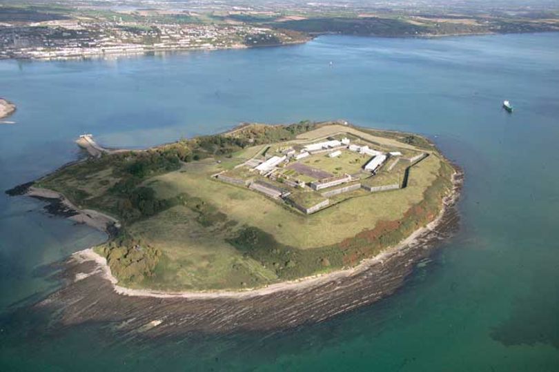 These spots are the top places for a day out with the family in Ireland