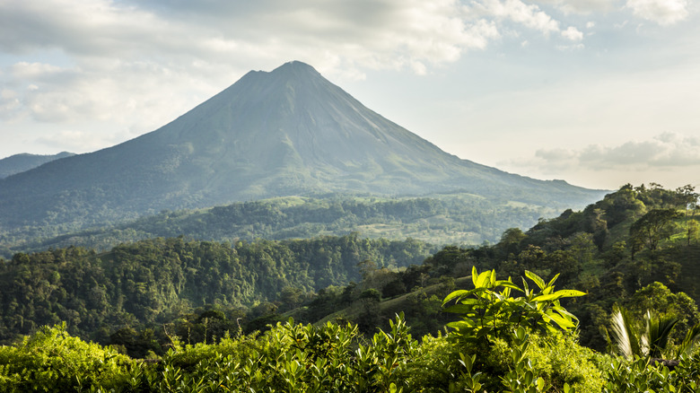 The 5 safest countries in Central America for a stress-free tropical ...