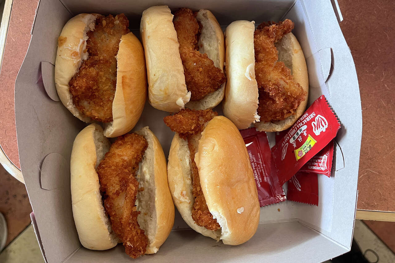 I waited 2 hours for this viral $3.50 Bay Area fish sandwich