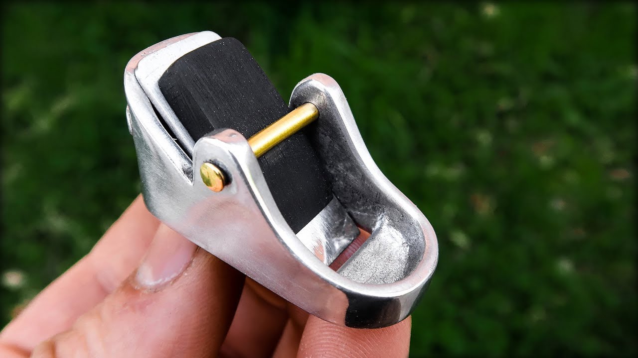 I made my own finger plane! 🛠️