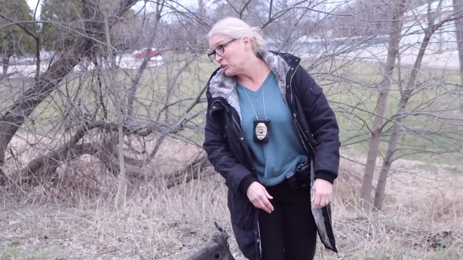 The moment a detective saw this - the day took a turn