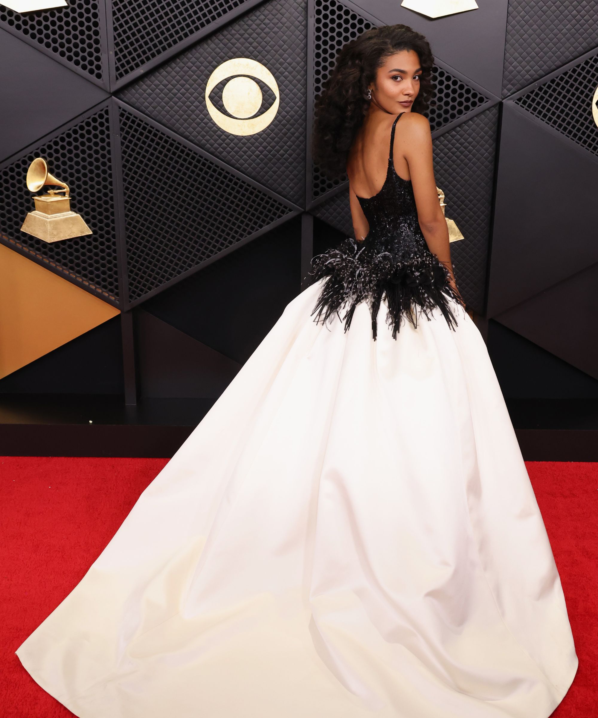 Olivia Dean's Grammys dress unlocks the 2026 formula for decorating ...