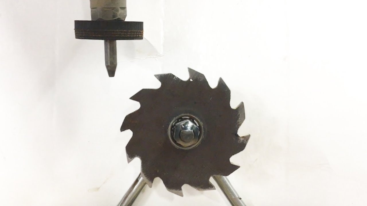 Watch me create a saw blade fidget spinner!