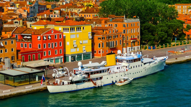 The hidden cost of Venice Carnival’s elegant spectacle