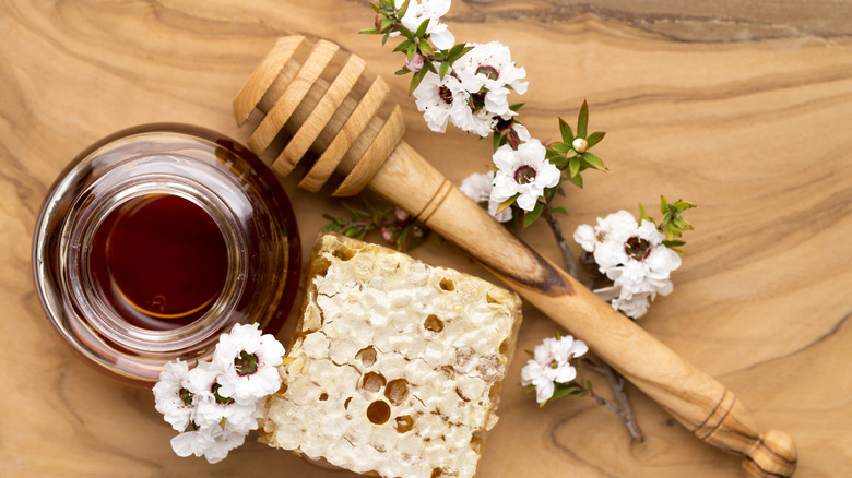 16 types of honey and where they come from