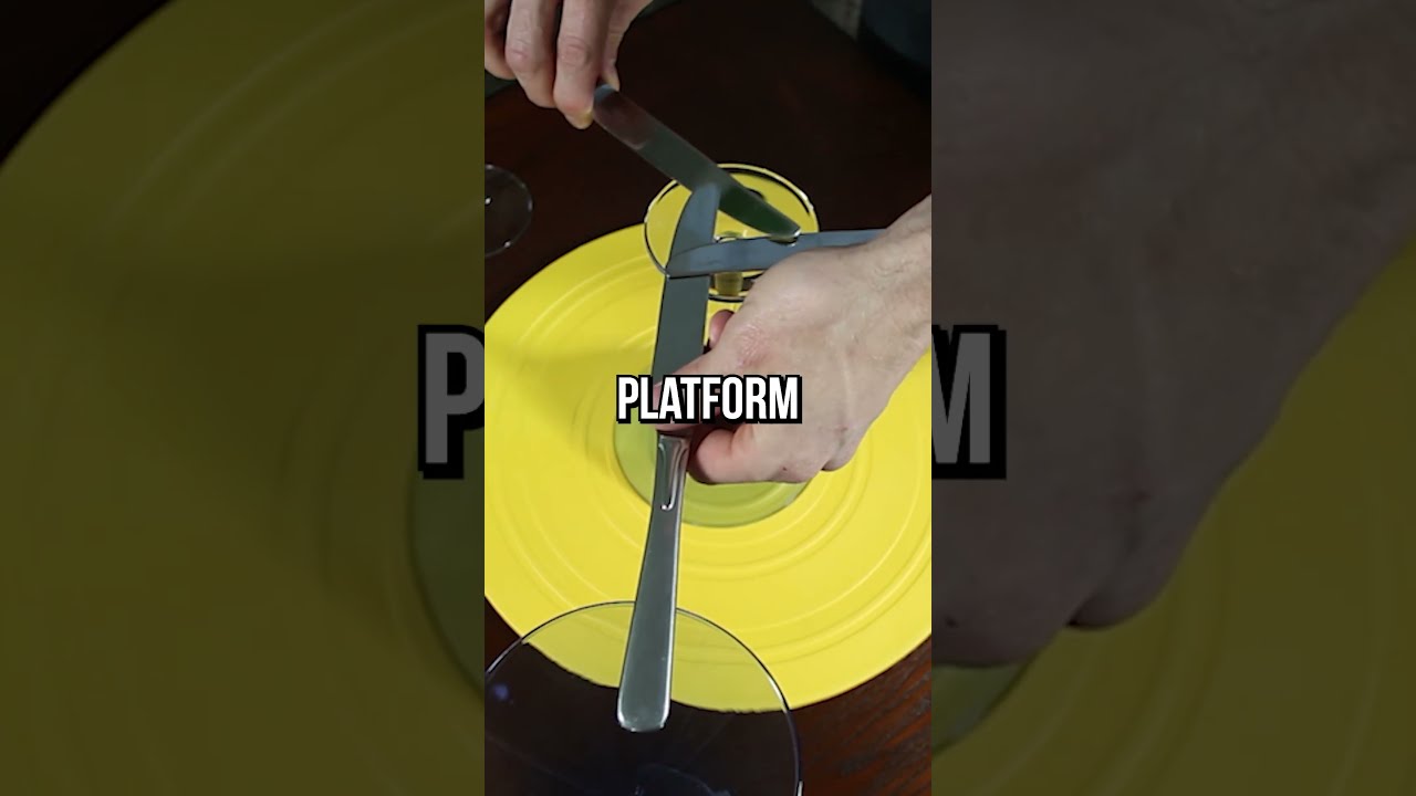 This optical illusion makes glass float