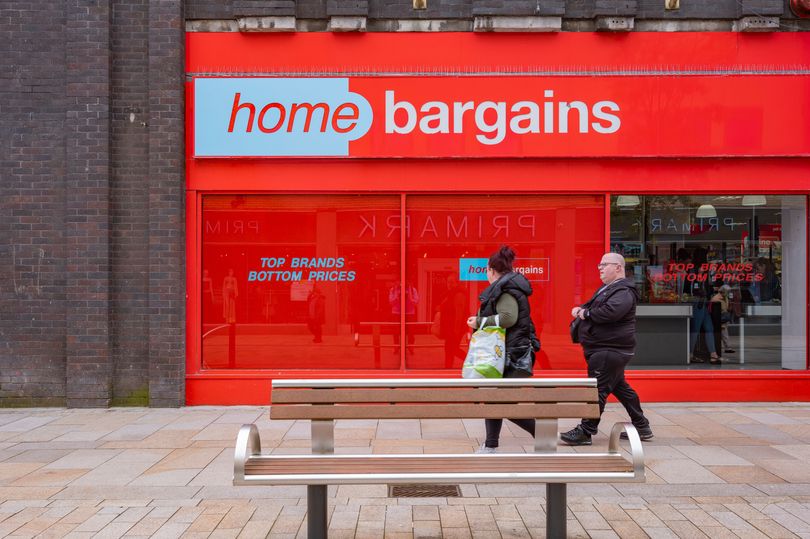 Home Bargains 'relaxing' £25 garden chair 'perfect for sunbathing'