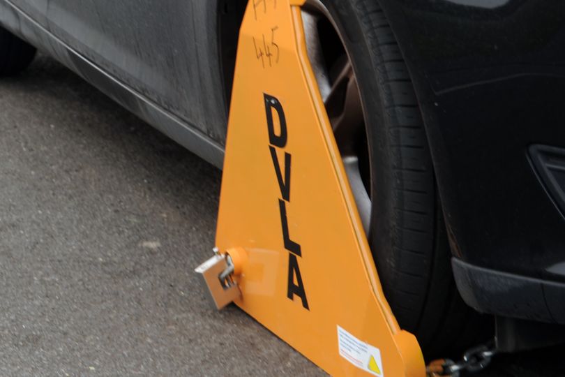 DVLA issues car clamp warning as drivers urged to 'take a few minutes ...