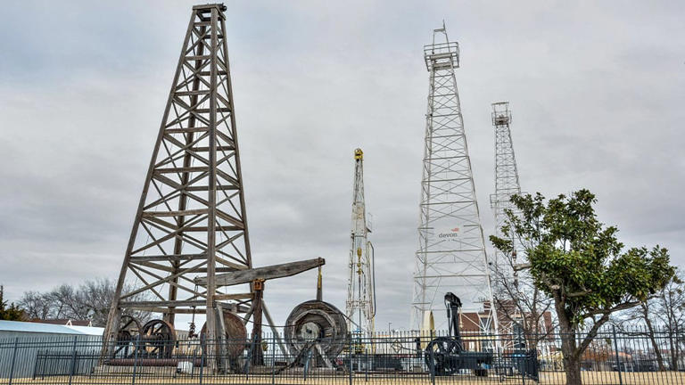 Devon Energy and Coterra create shale giant with $58 billion merger