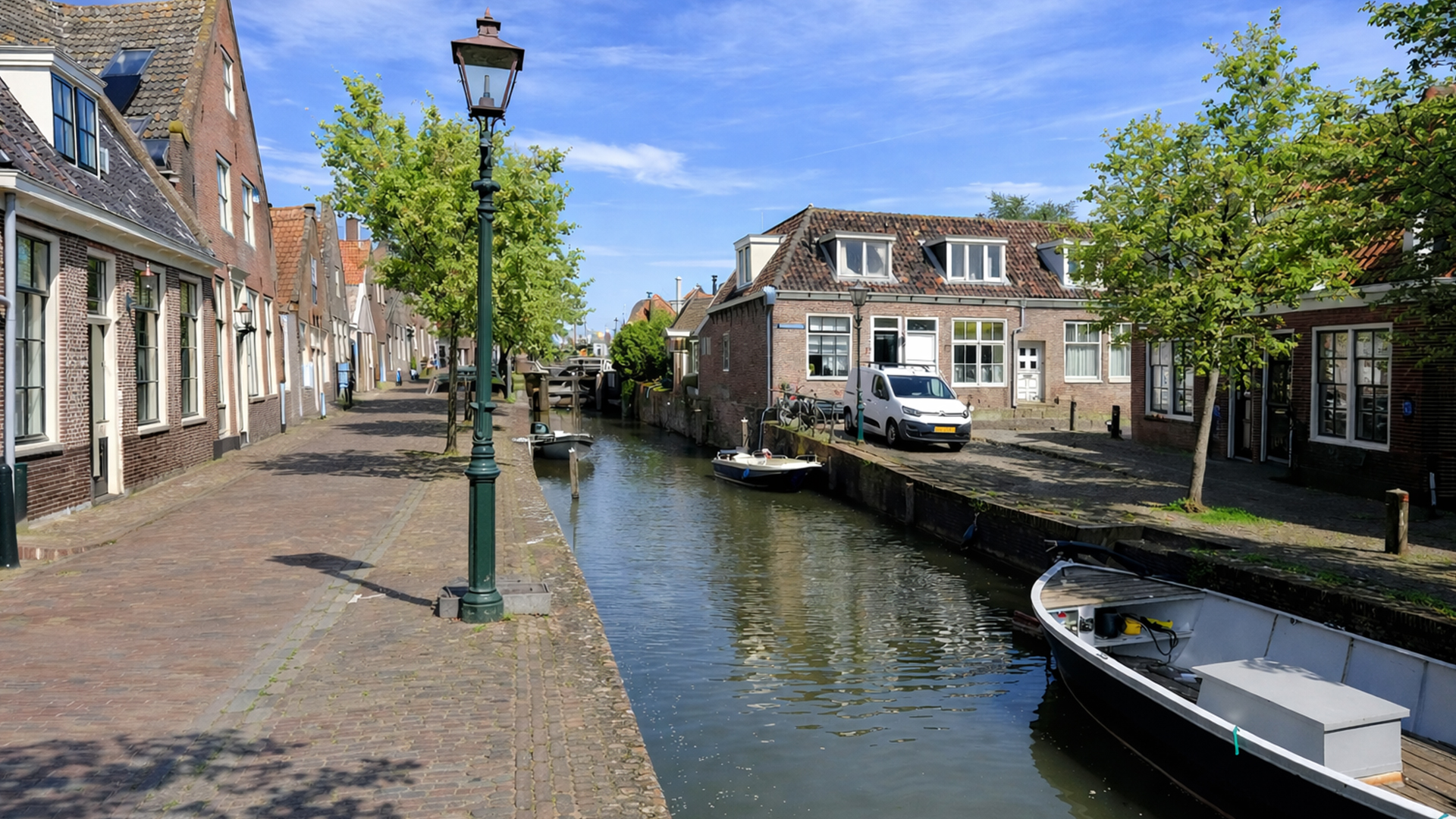 Monnickendam Netherlands scenic harbor town walking tour (4K)