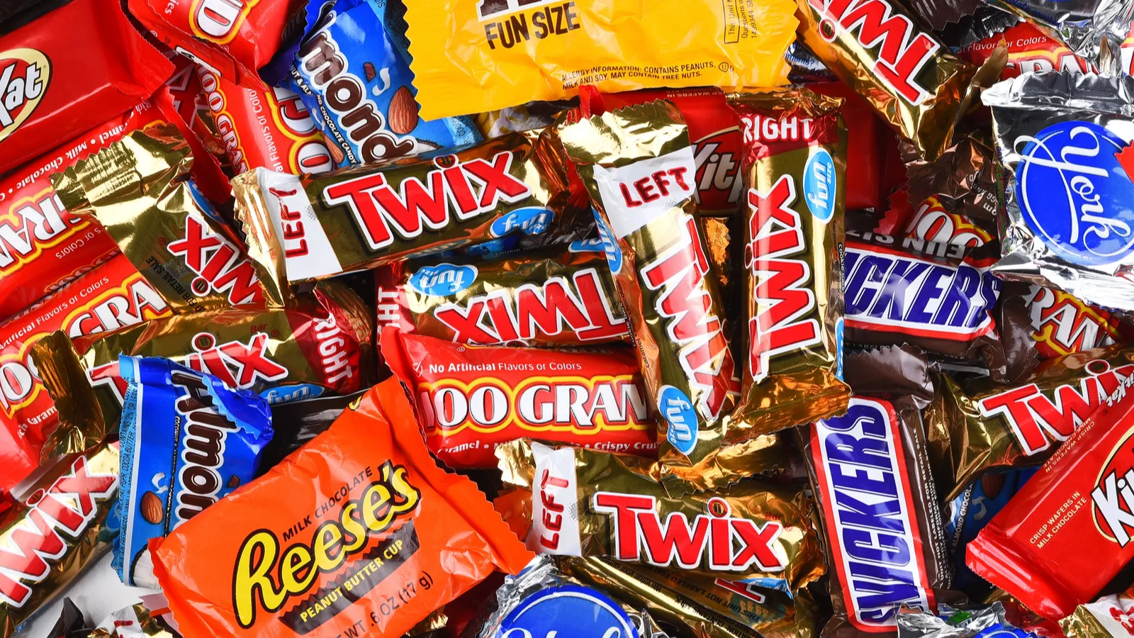 7 classic candy bars that could vanish in 2026