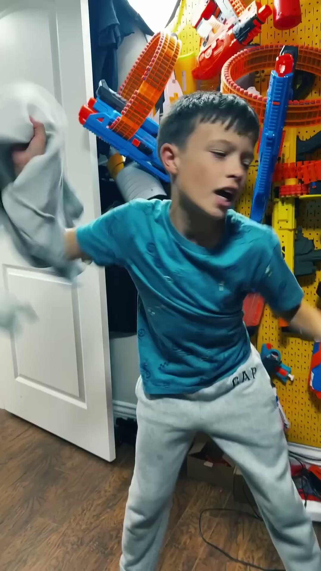 Zombie cats attack 2