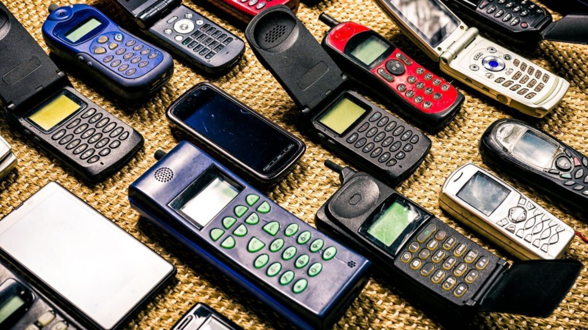 5 places where you can get cash for old electronics