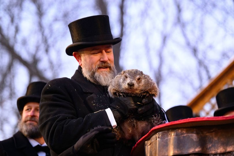 Groundhog predicts exact number of weeks winter will continue