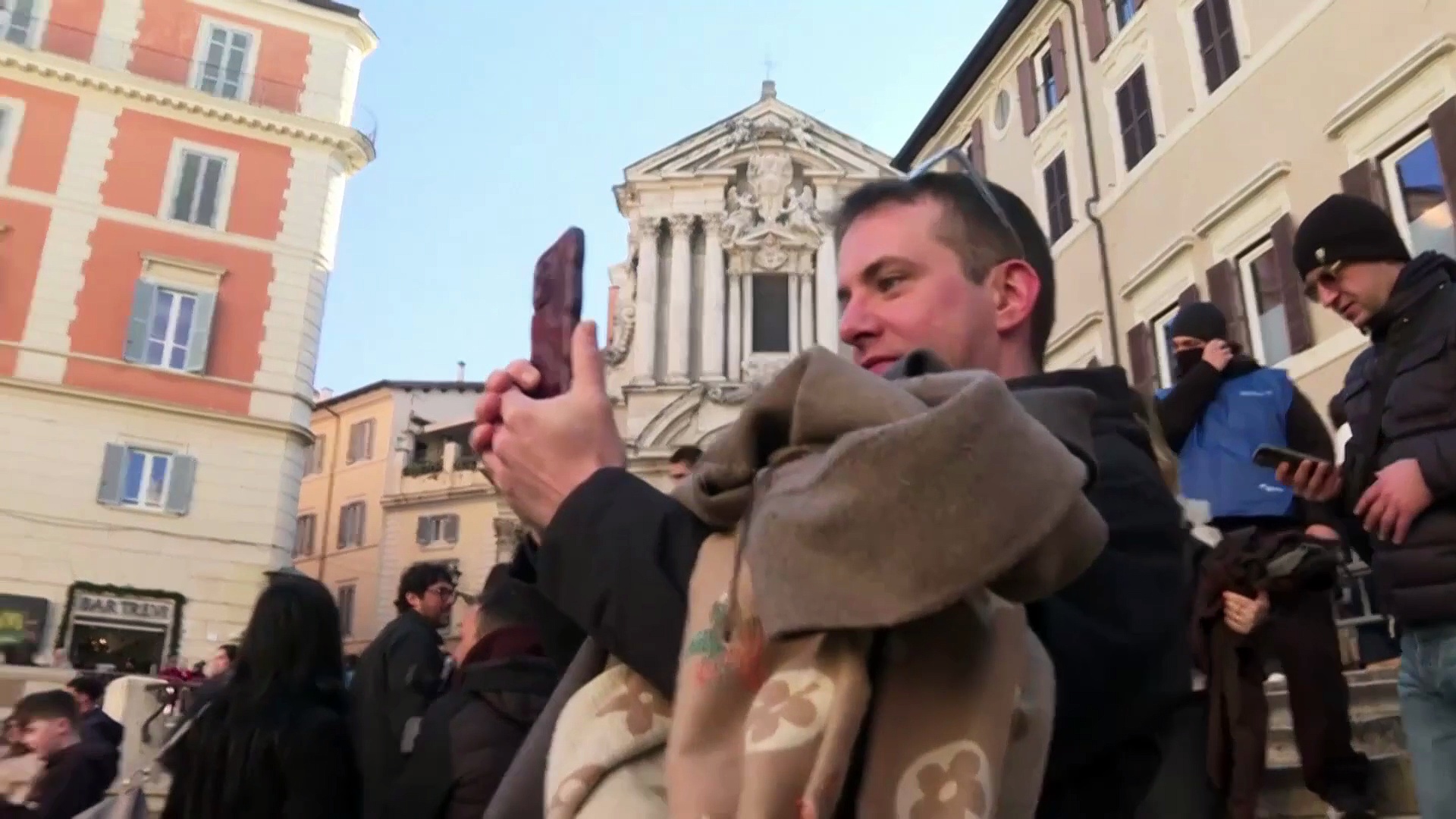 Rome: Why tourists now pay €2 to get closer to the Trevi Fountain