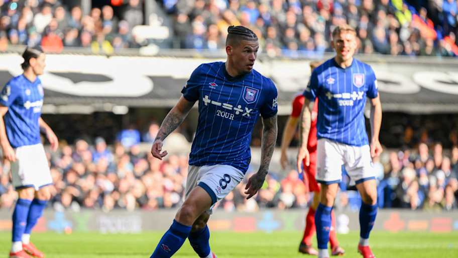 Full agreement—Man City's Kalvin Phillips lined up for shock loan