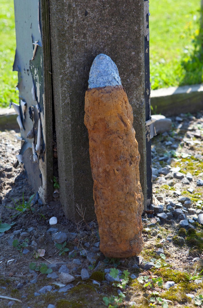Hospital evacuated after 8-inch WWI artillery shell discovered in ...
