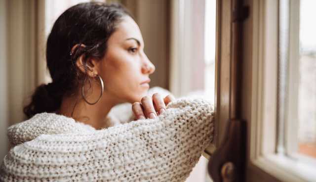 10 biggest lovesickness signs to watch out for