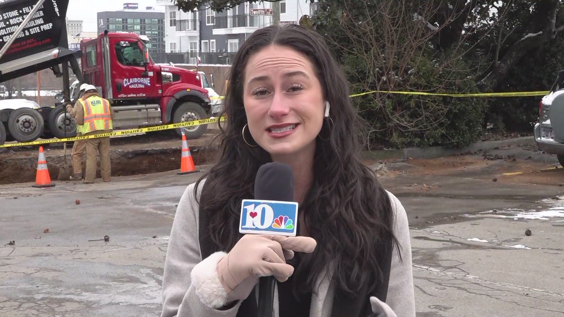 Crews responding to broken water main in Fort Sanders area