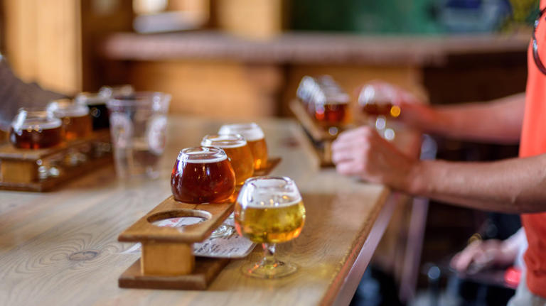 Craft beer's boom has flipped: More breweries closed last year than opened