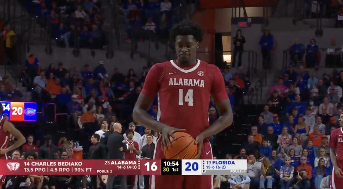 'G League dropout!' Crowd starts brutal chant for opposing player who ...