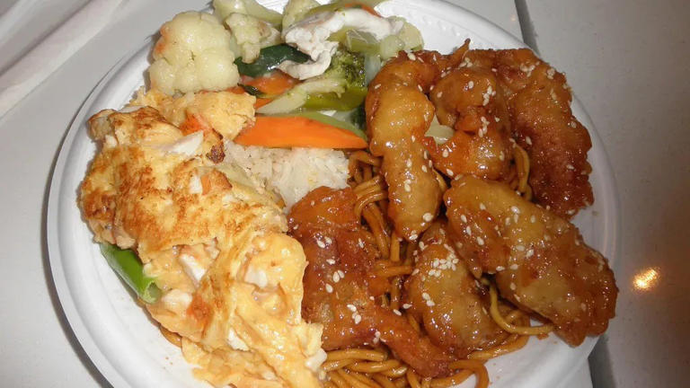 5 red flags on menus that chefs say mean you should walk out immediately